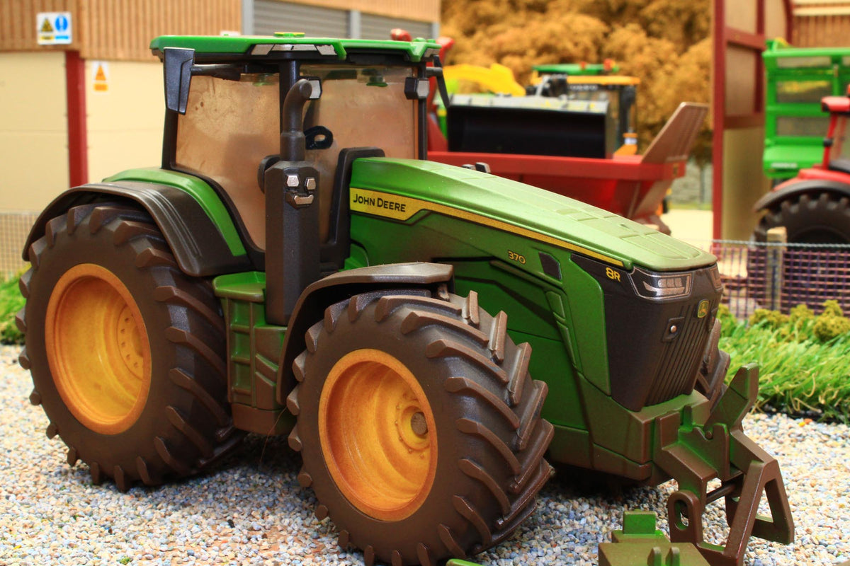3290(w) Weathered Siku John Deere 8R 370 4WD Tractor – Brushwood Toys