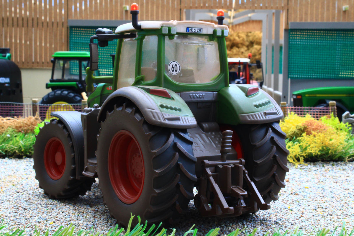 3293(w) Weathered Siku Fendt 728 Vario Tractor – Brushwood Toys