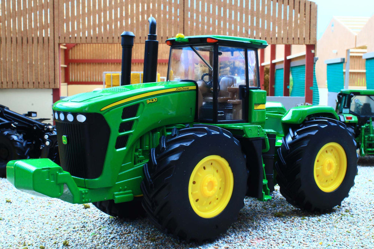 ERT45922 ERTL 1:32 Scale John Deere 9430 Articulated 4WD Tractor ...