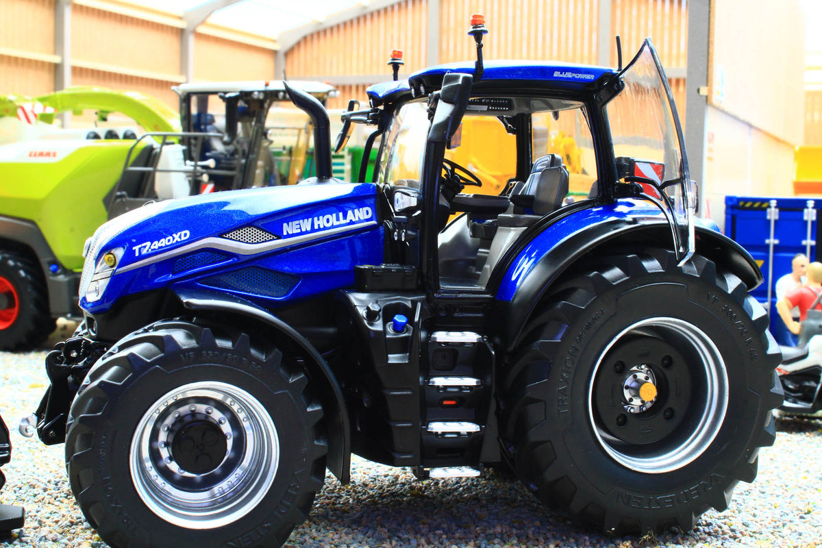 MM2518 Marge Models 1:32 Scale New Holland T7.440 XD Blue Power 4WD Tr ...