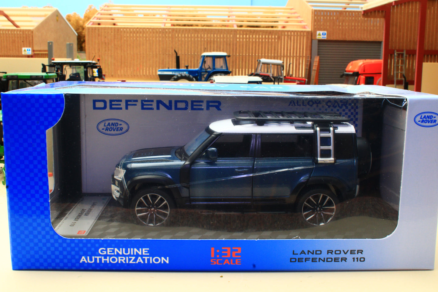 No 1 Q3002A-BL QY 132 Scale New Land Rover Defender 110 in Blue with l ...