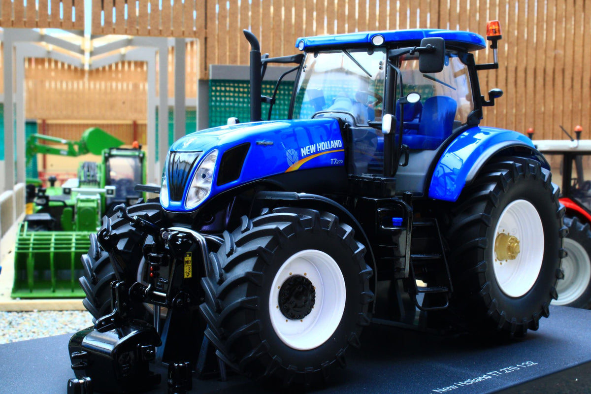 R301399 1:32 Scale ROS New Holland T7.270 Tractor – Brushwood Toys