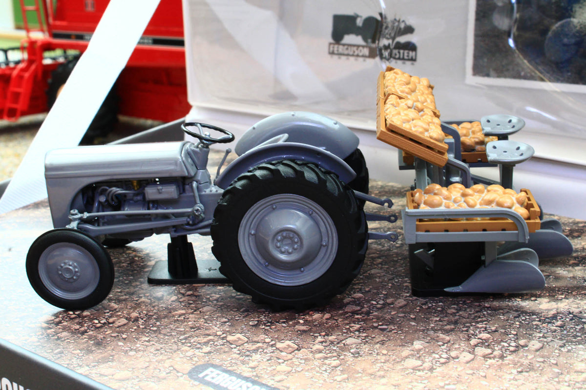 UH7127 Universal Hobbies Ferguson TE20 Tractor with Ferguson Potato Pl ...