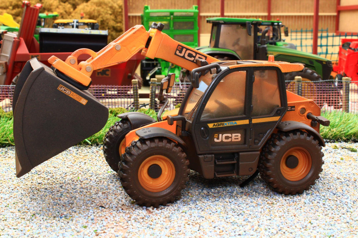 43325(W) Britains Weathered JCB 542-70 Agri Extra Loadall – Brushwood Toys