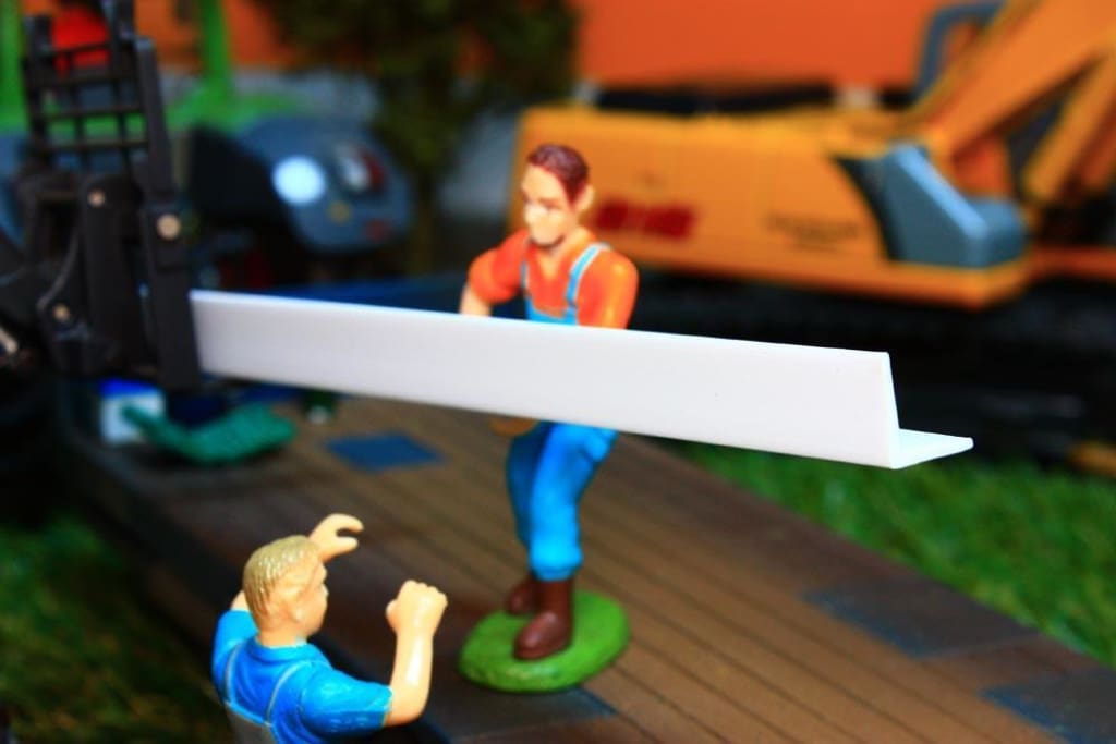 90508 PLASTRUCT RIGHT ANGLE H9.5MM X W9.5MM X L600MM – Brushwood Toys