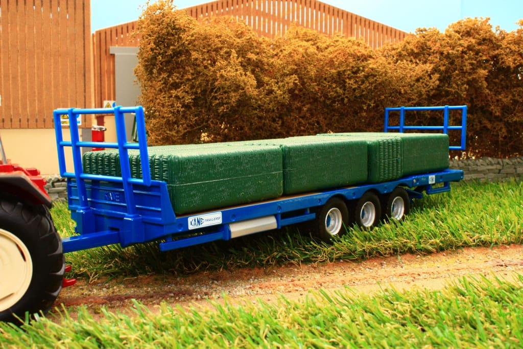 43218 Britains Kane Triple-Axle Bale Trailer with 7 x Bales – Brushwood ...
