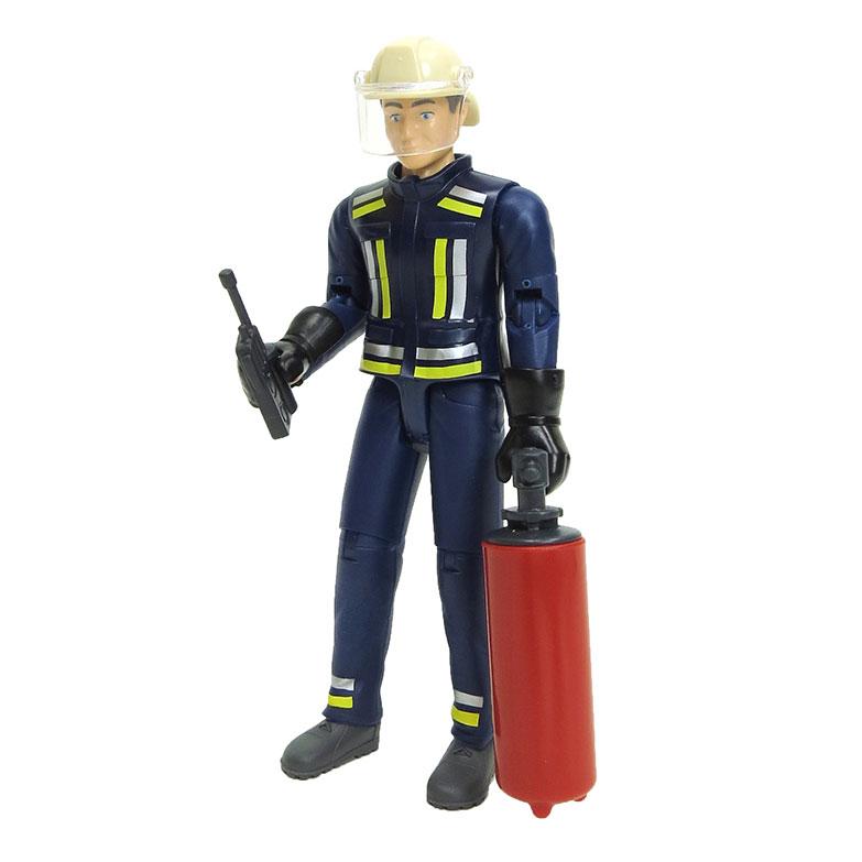 B60100 BRUDER FIREMAN WITH EXTINGUISHER – Brushwood Toys