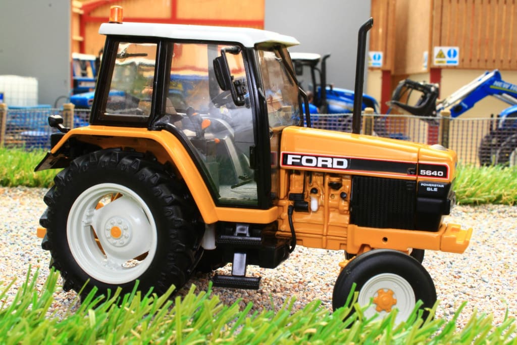 IMBER MODELS FORD 5640 SLE 2WD INDUSTRIAL TRACTOR - YELLOW (IMB002-127 ...
