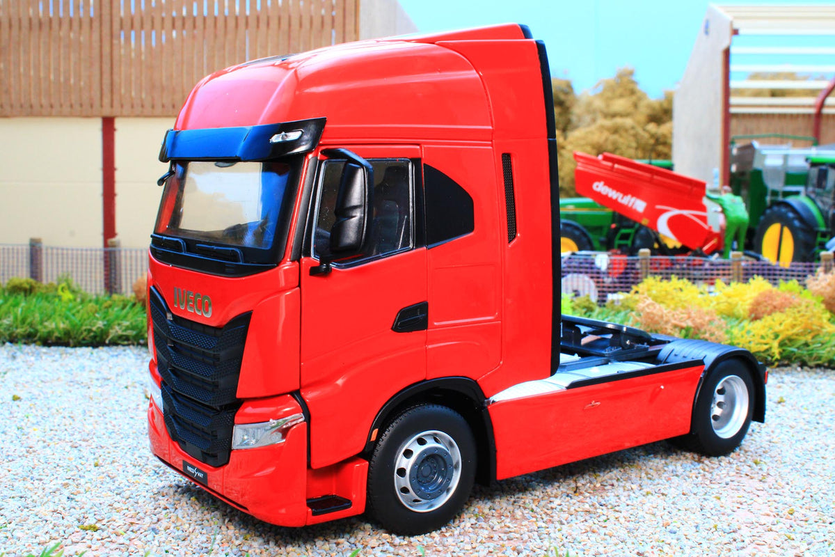 MM2231-03 Marge Models Iveco S-Way Lorry Tractor Unit 4x2 in Red ...