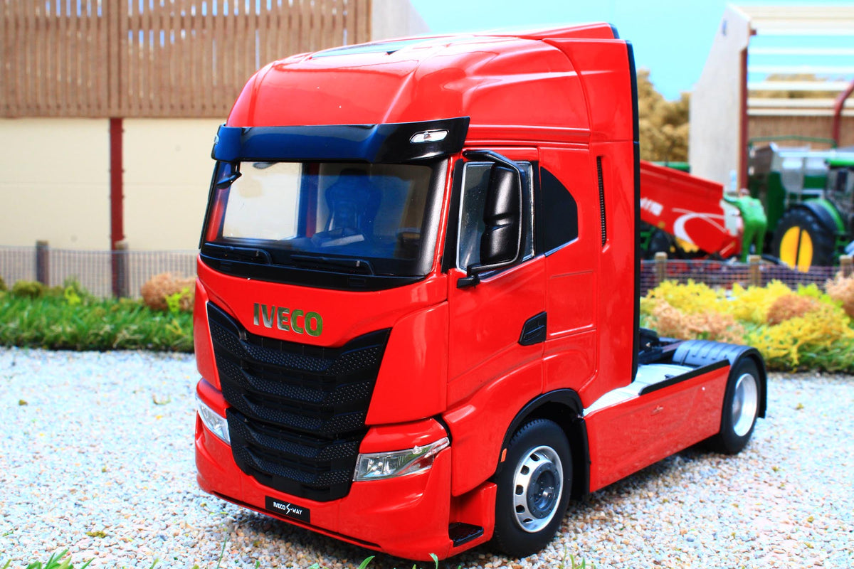 MM2231-03 Marge Models Iveco S-Way Lorry Tractor Unit 4x2 in Red ...
