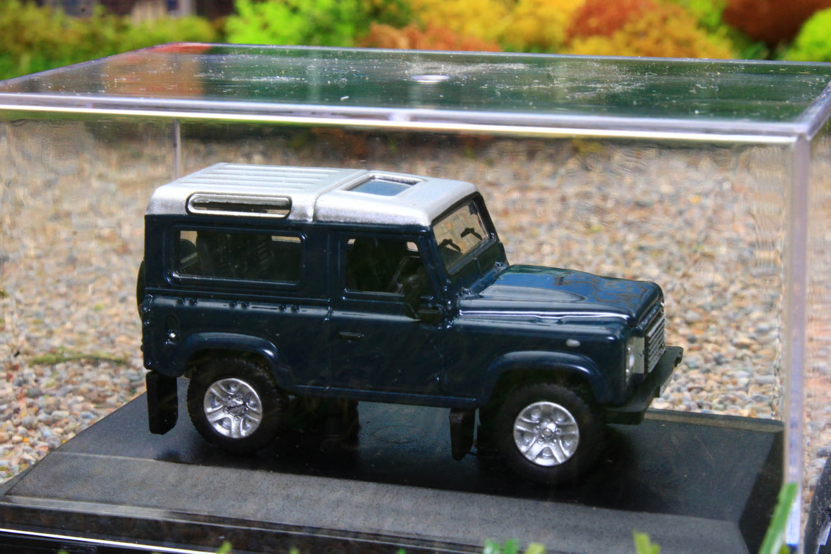 OXF76LRDF002 Oxford Diecast 1:76 scale Land Rover Defender 90 2013 Tam ...