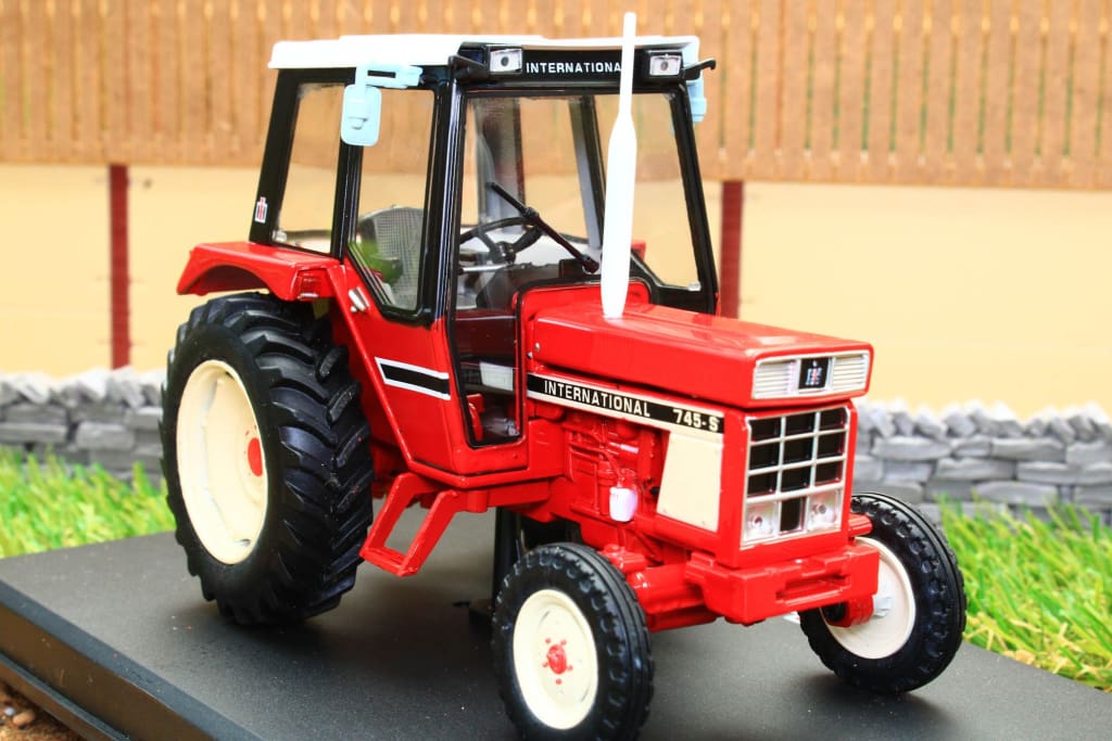 REP211 Replicagri International IH 745S Tractor – Brushwood Toys
