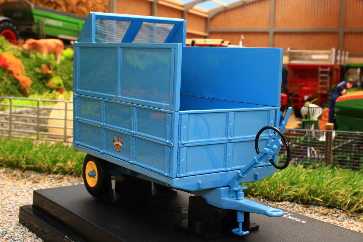UH6230 UNIVERSAL HOBBIES WEEKS 3.5 TON TIPPING TRAILER WITH SILAGE SID ...